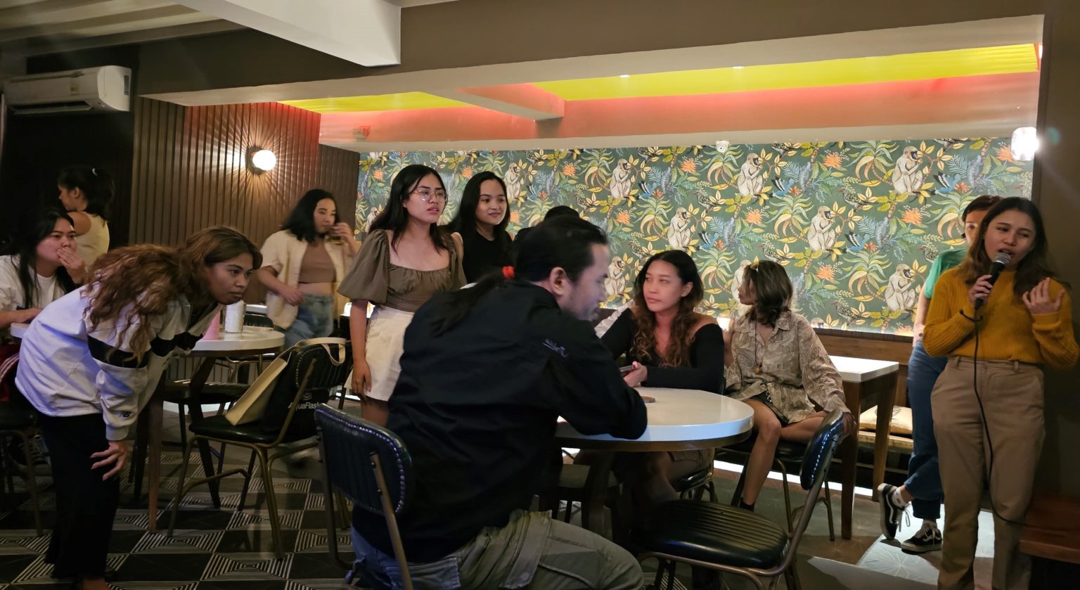 Blueprints and Brain Power at Slogos Night: Architecture Edition